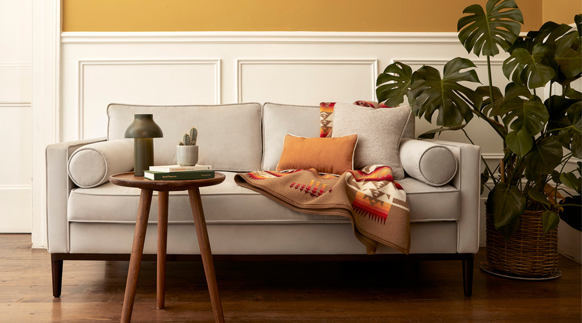 8 ways to style your coffee table | Swyft