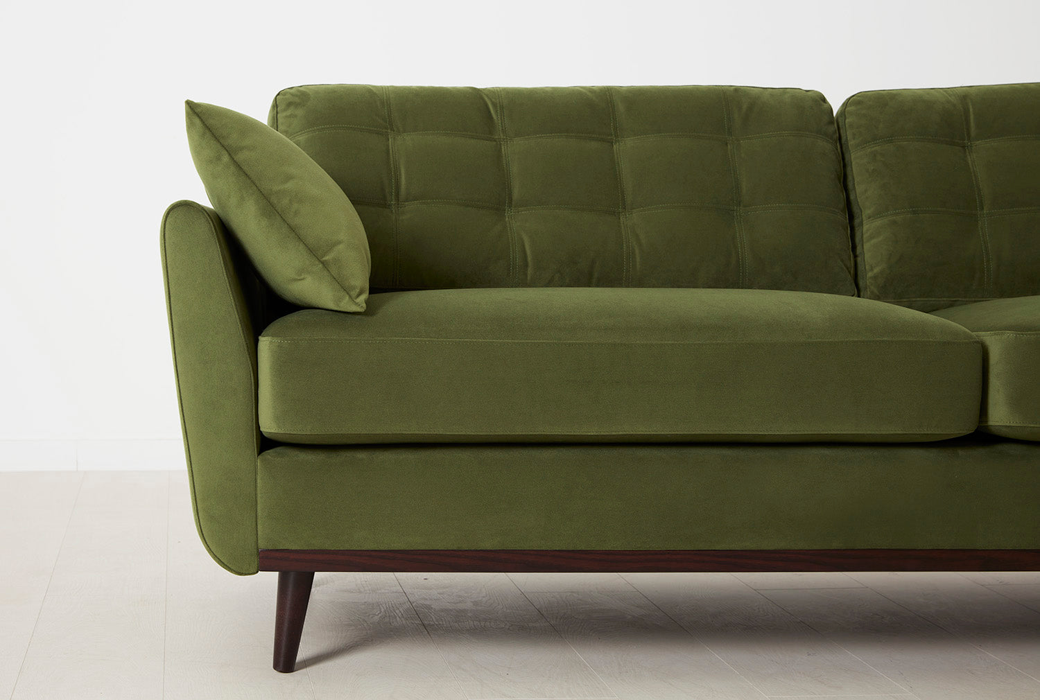 Model 10 3 Seater Sofa | Retro Sofas | Mid Century | Swyft